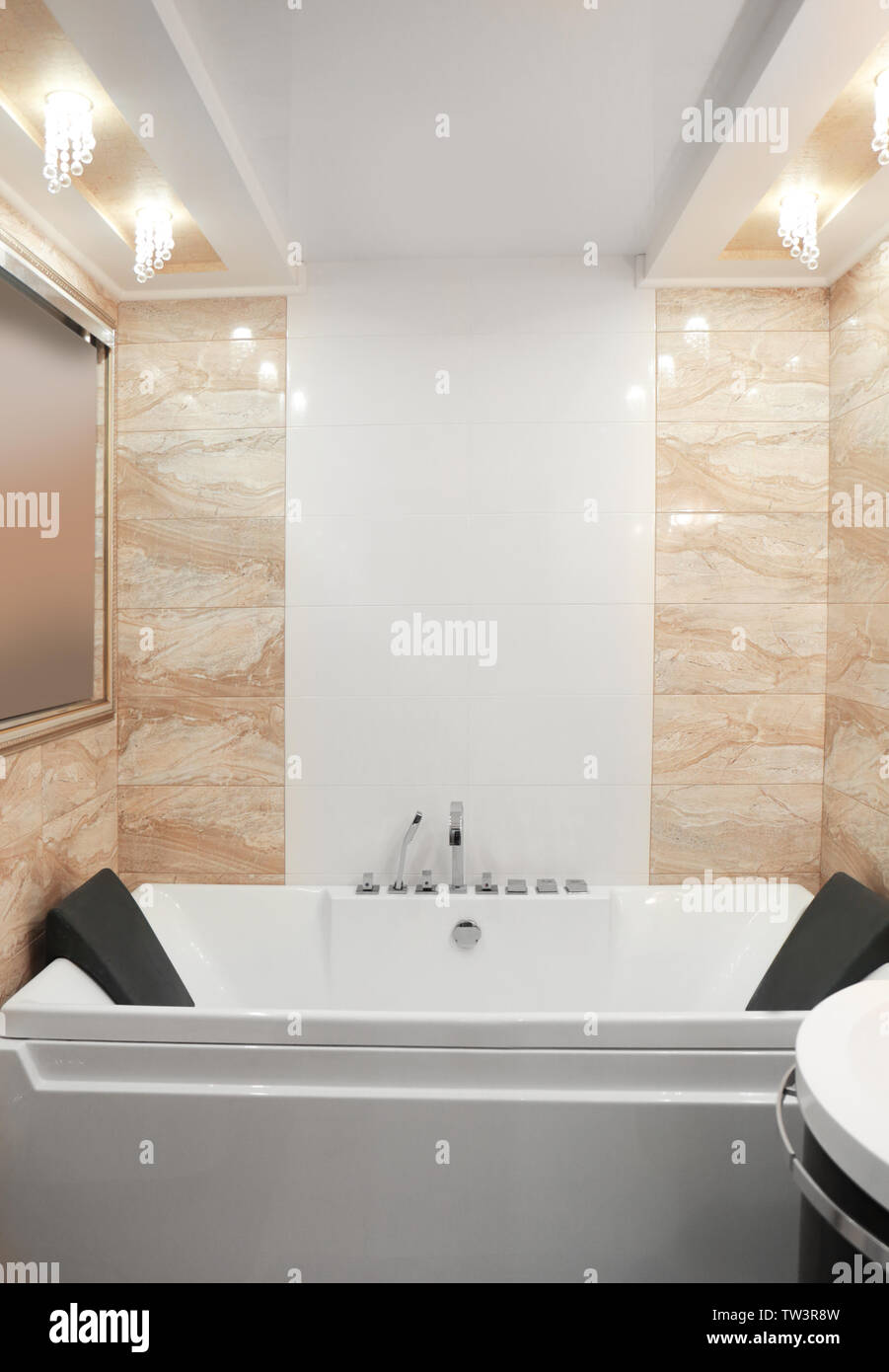 Hydro massage hi-res stock photography and images - Alamy