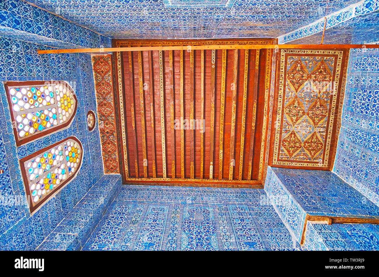 CAIRO, EGYPT - DECEMBER 22, 2017: The wooden ceiling and blue tile ...