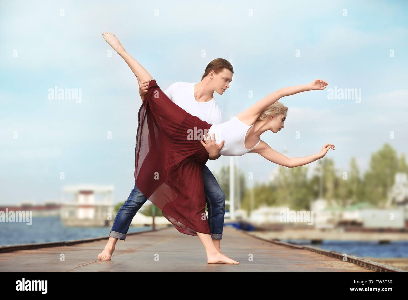 Passionate couple dancing outdoors Stock Photo - Alamy