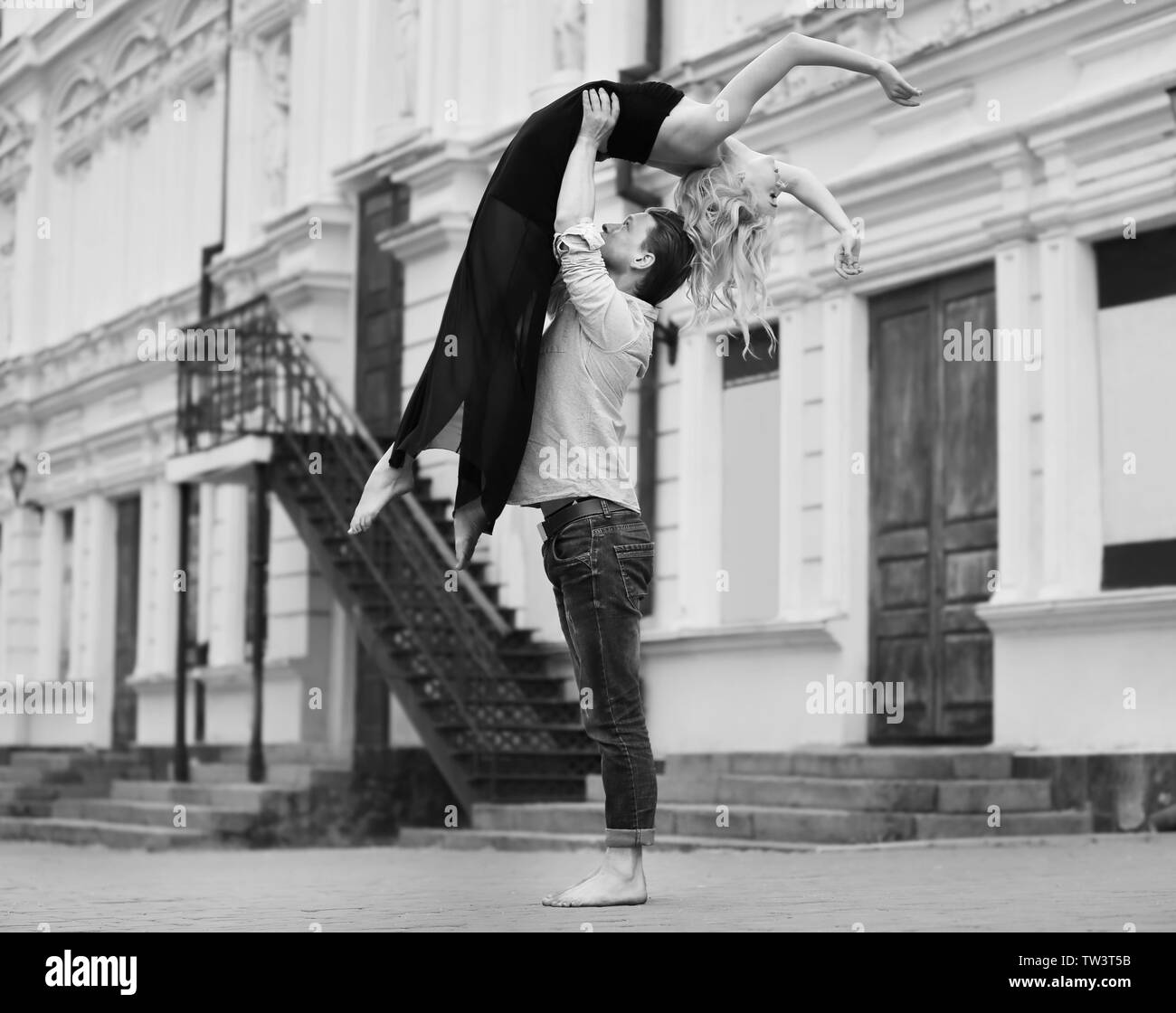 Couple street dance Black and White Stock Photos & Images - Alamy
