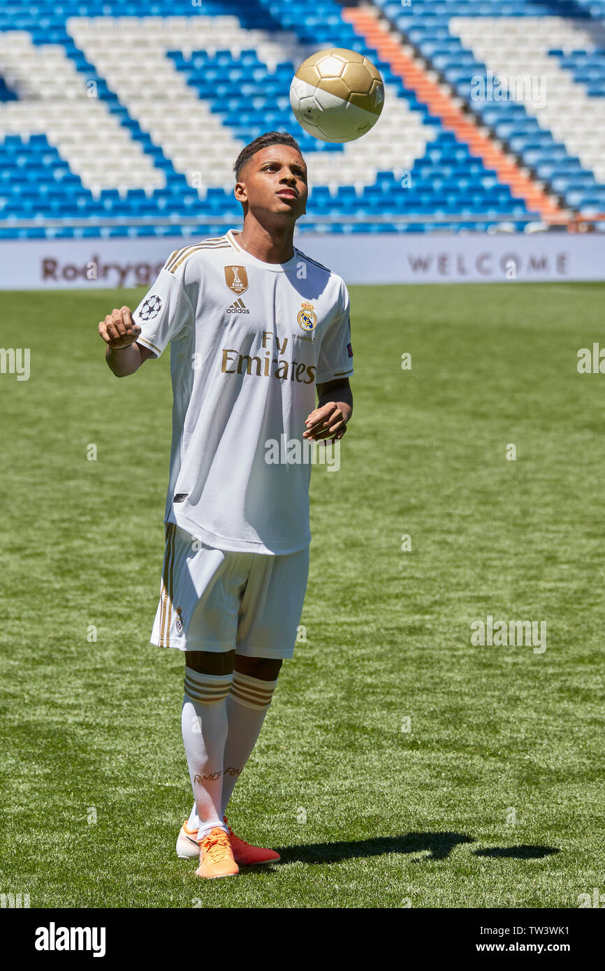 Rodrygo Goes seen during his presentation as a new player of Real ...