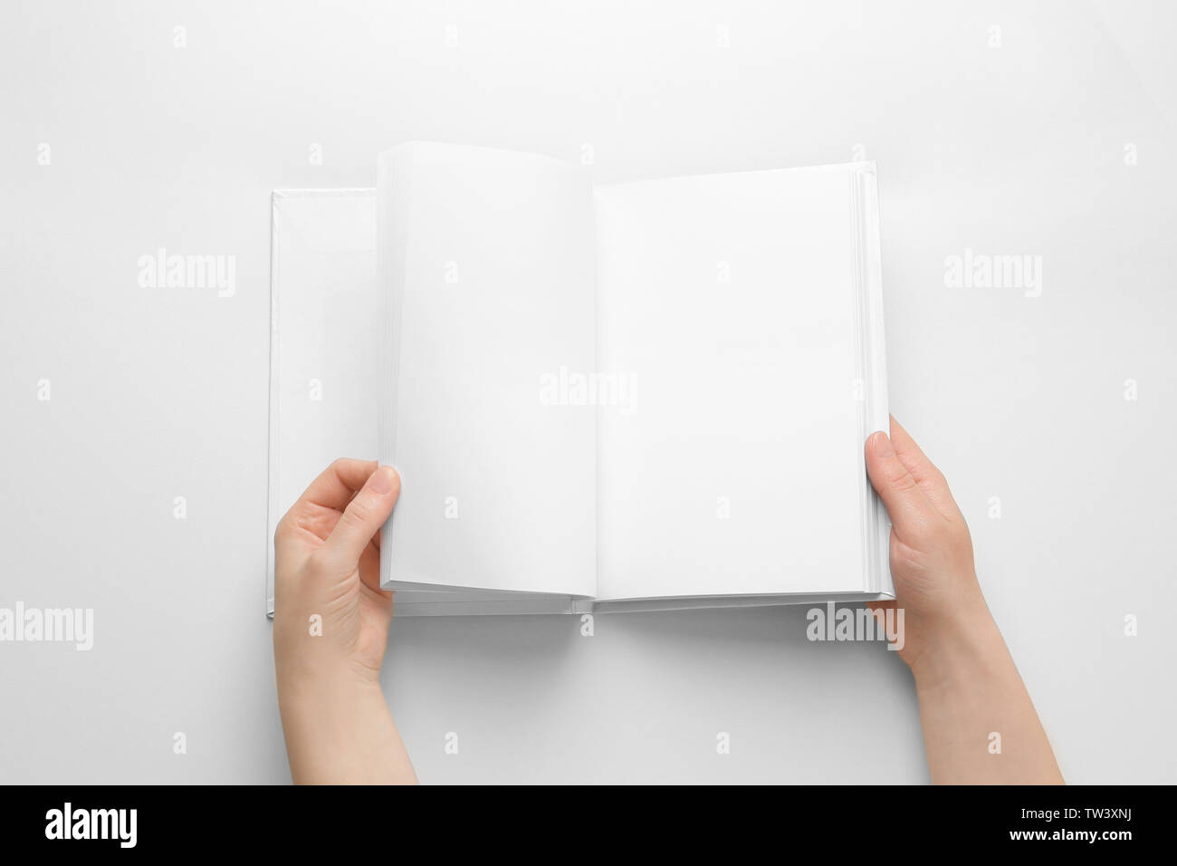 Leafing catalog hi-res stock photography and images - Alamy