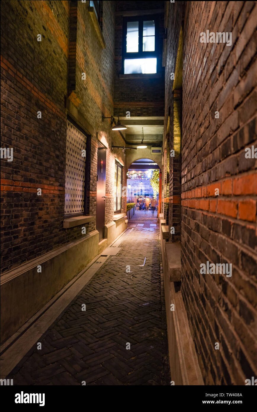 Sky and road narrow buildings xintiandi hi-res stock photography and ...