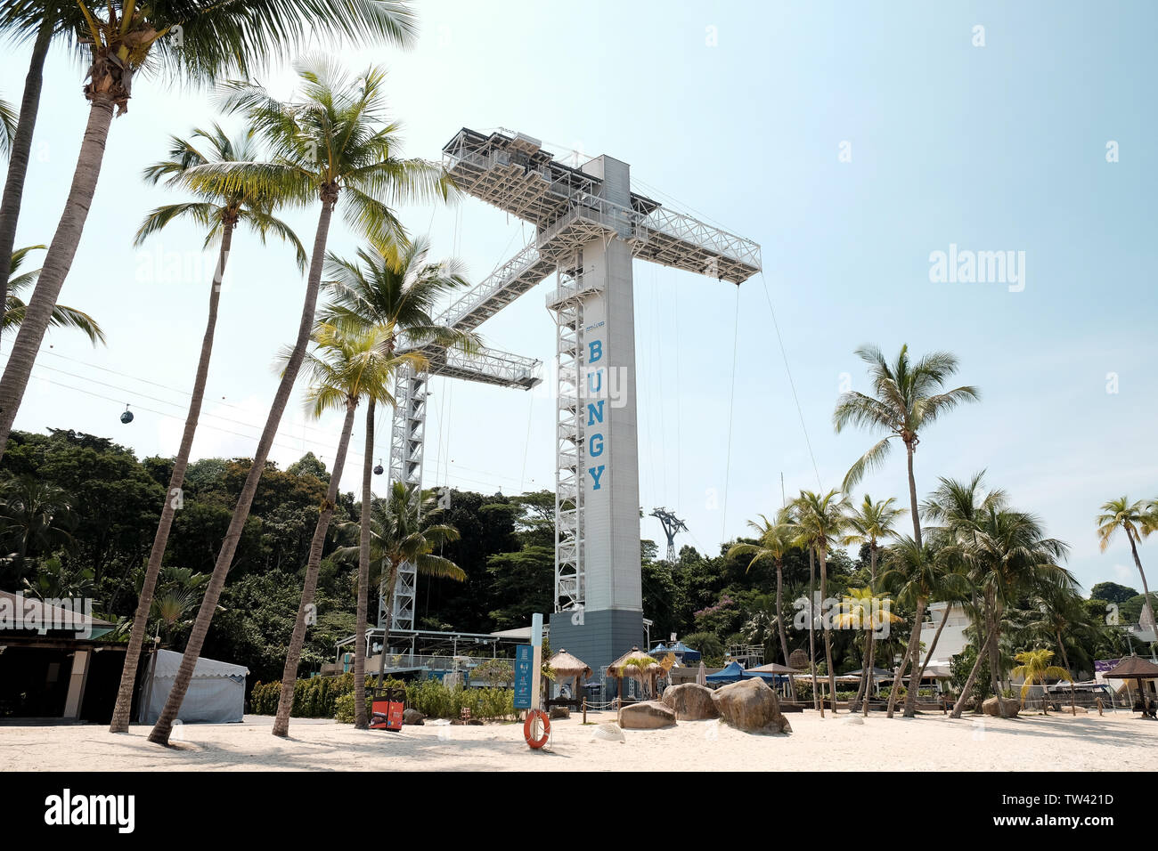 47 metres Bungy jump tower on Sentosa island Singapore Stock Photo - Alamy
