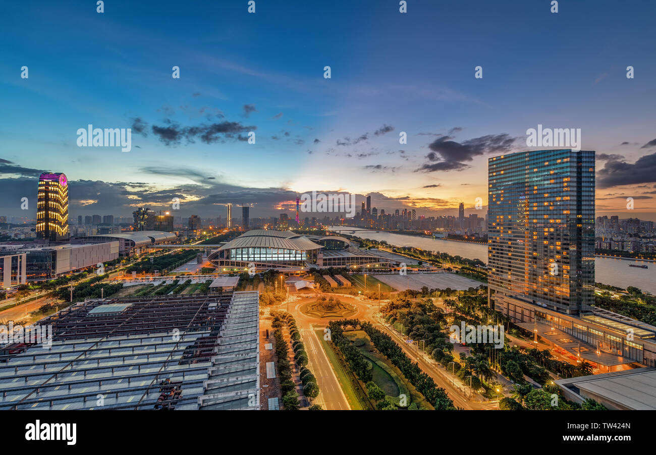 Pazhou bridge hi-res stock photography and images - Alamy