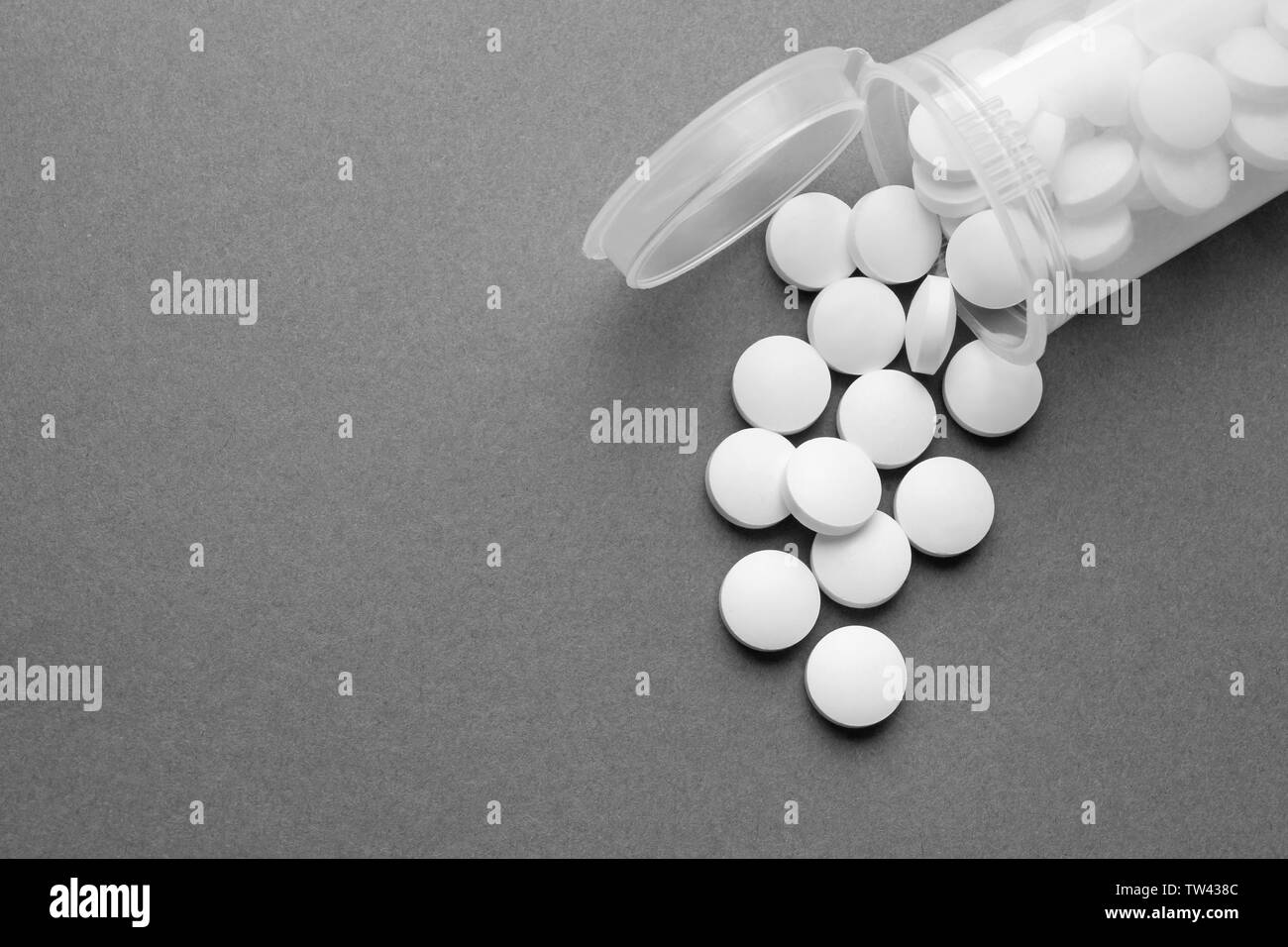 White plastic jar pills Black and White Stock Photos & Images - Alamy