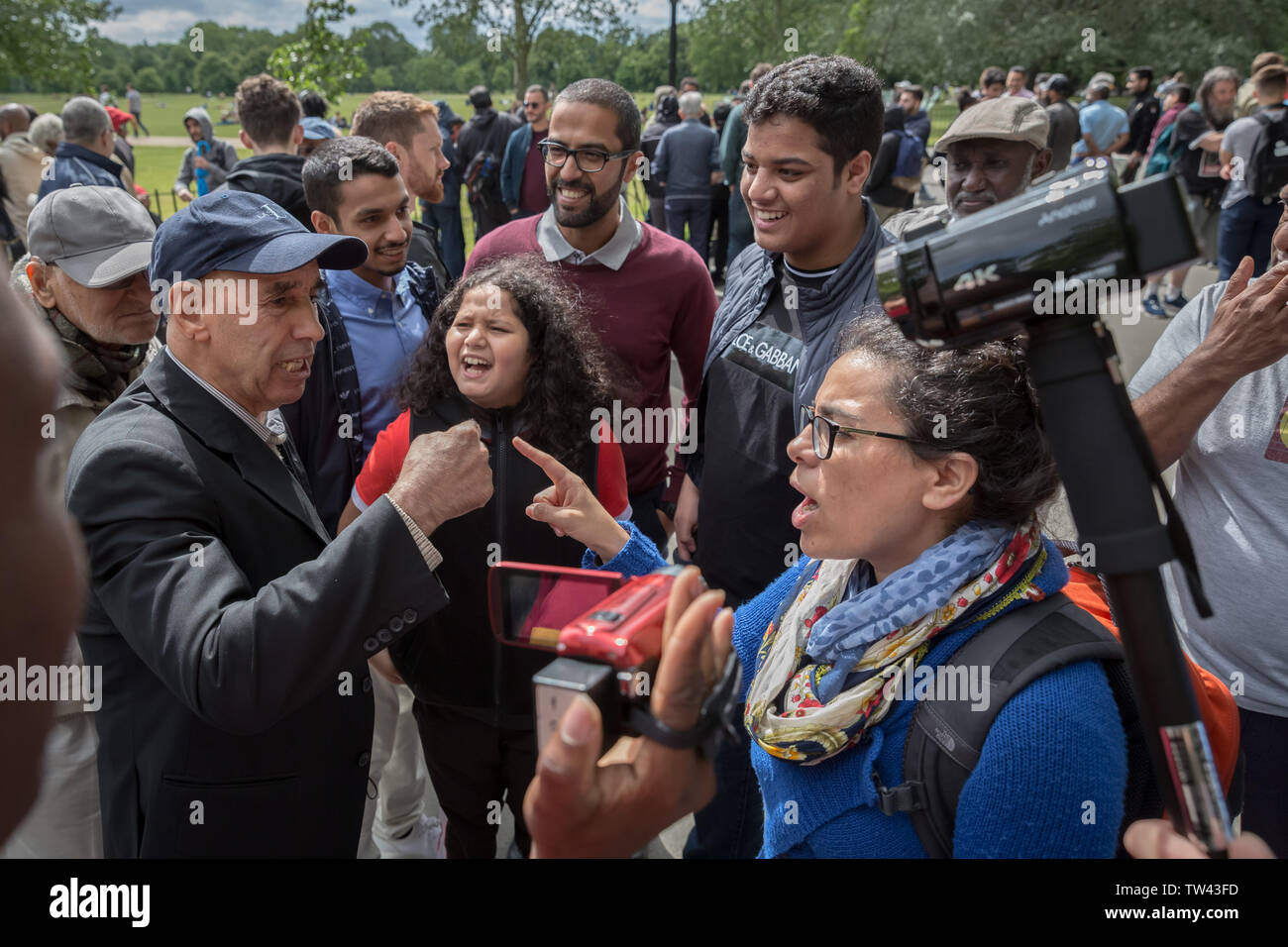 Hatun tash speakers corner hi-res stock photography and images - Alamy
