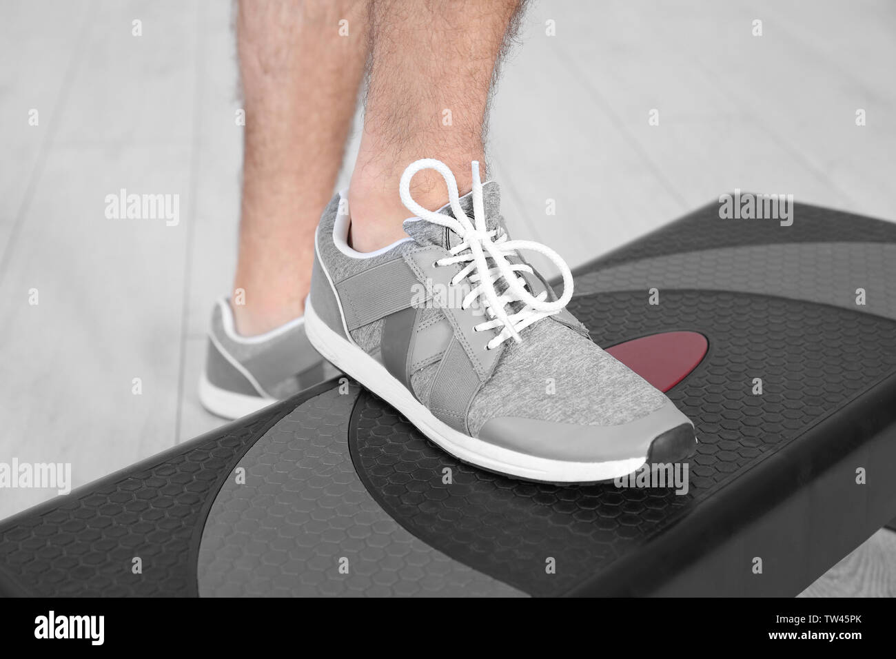 Man muscles legs close up hi-res stock photography and images - Alamy