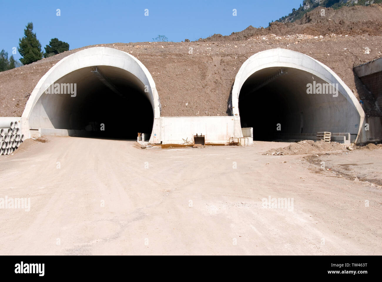 parallel highway tunnels under construction Stock Photo - Alamy