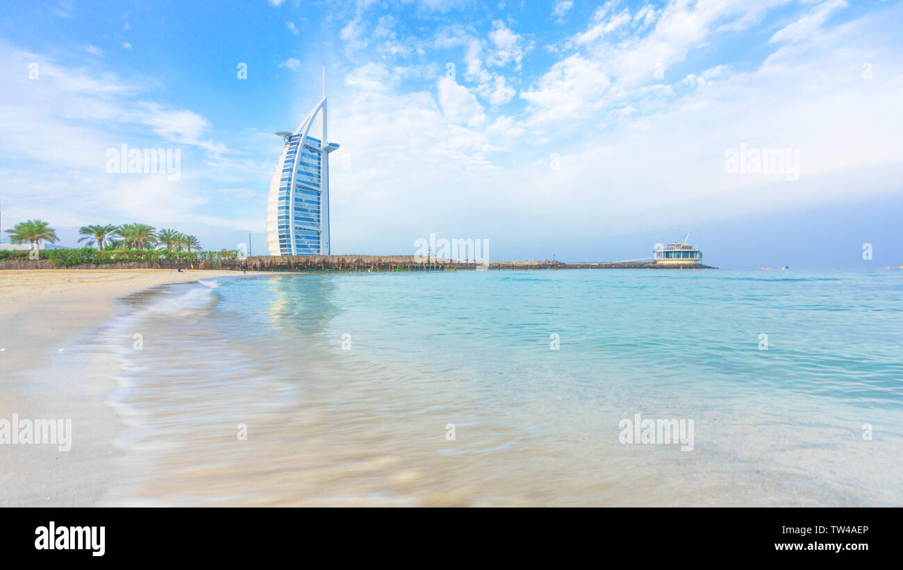 Uae summer weather hi-res stock photography and images - Alamy