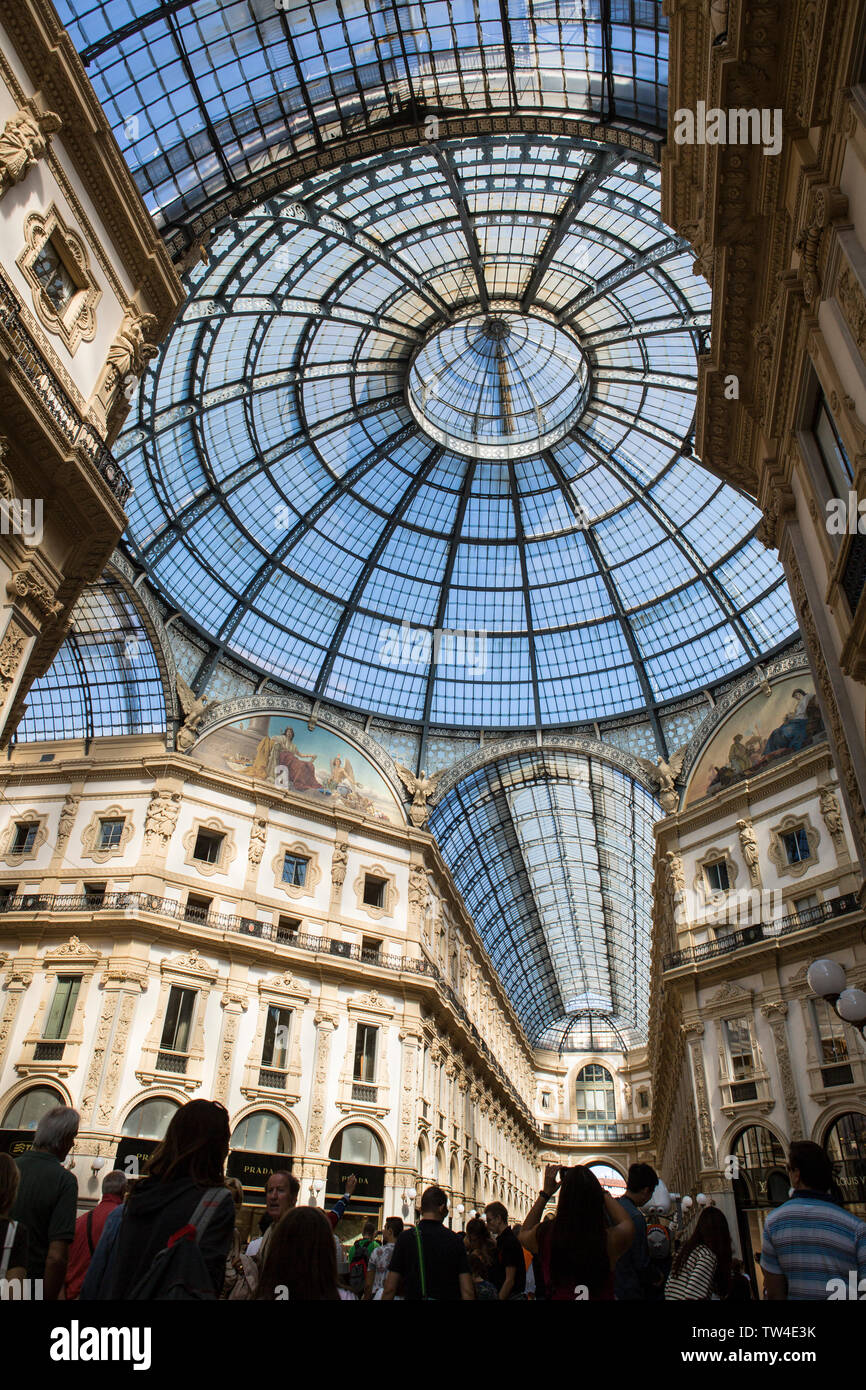A large Italian dome with a bright atmosphere Stock Photo - Alamy