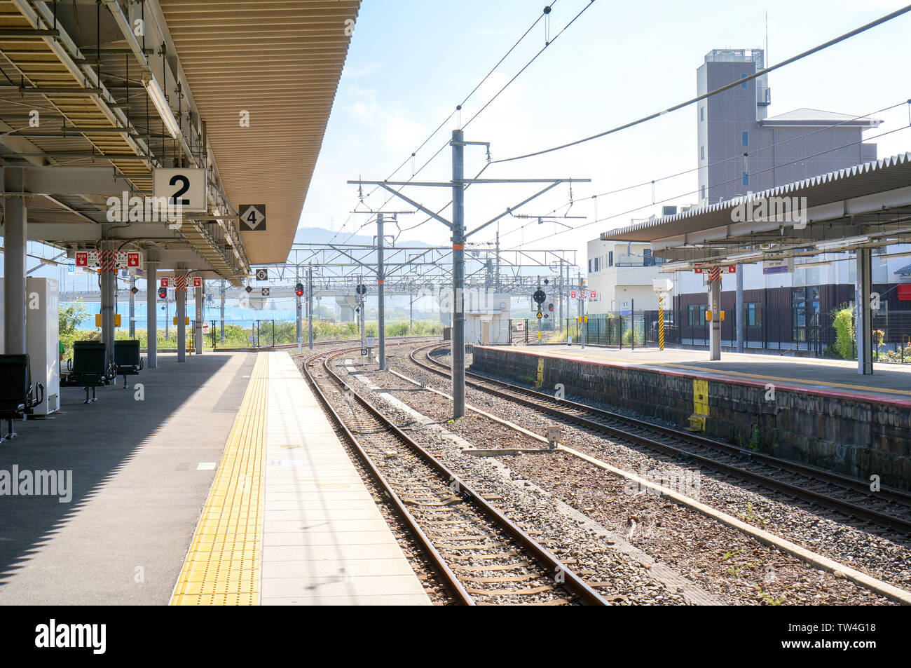 Subway runways and stations hi-res stock photography and images - Alamy