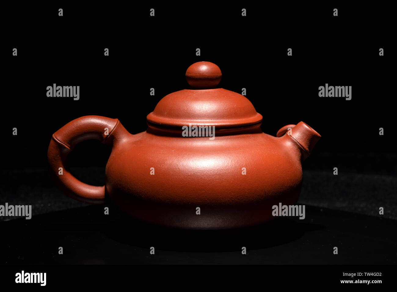 purple sand tea set Stock Photo - Alamy
