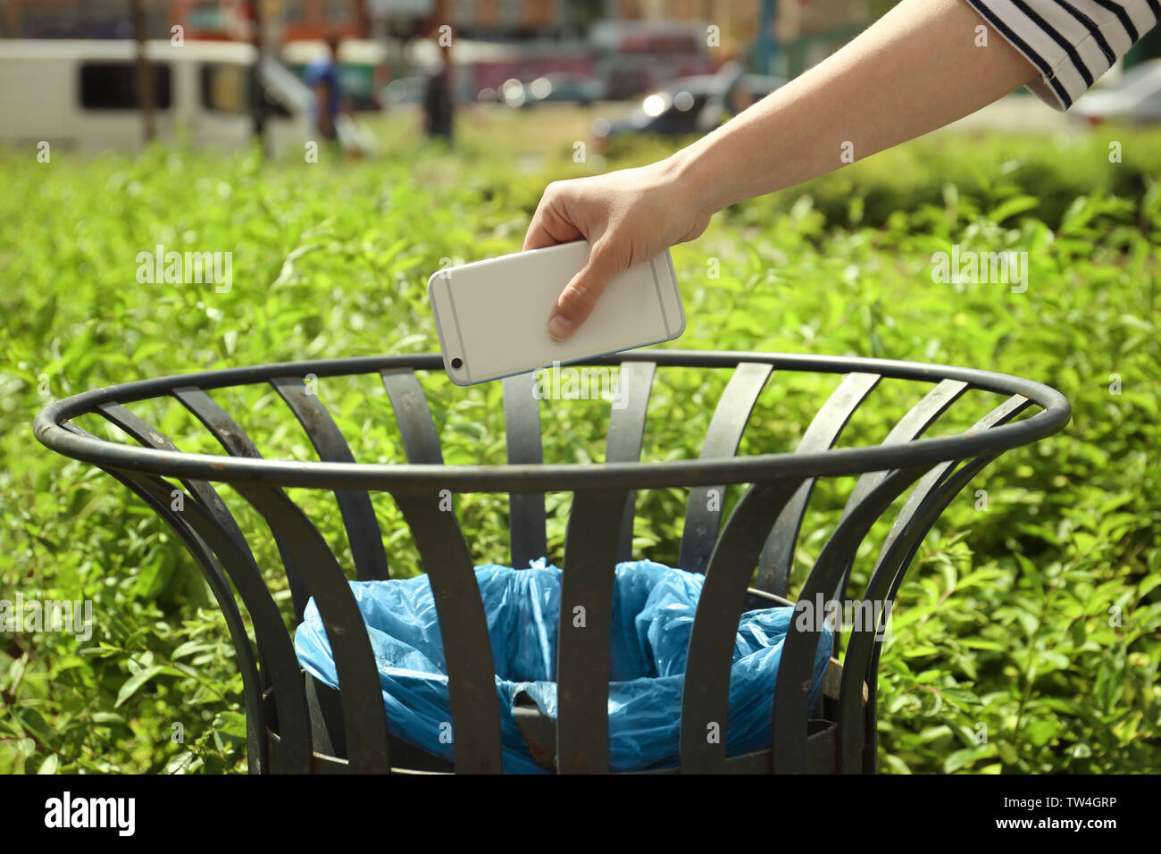 Throwing litter street hi-res stock photography and images - Alamy