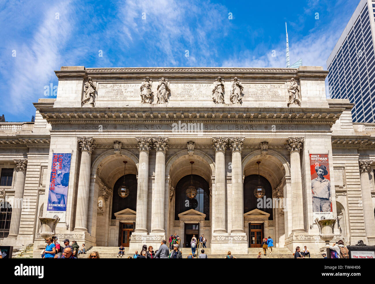New York, USA. May 2, 2019. The New York Public Library entrance ...