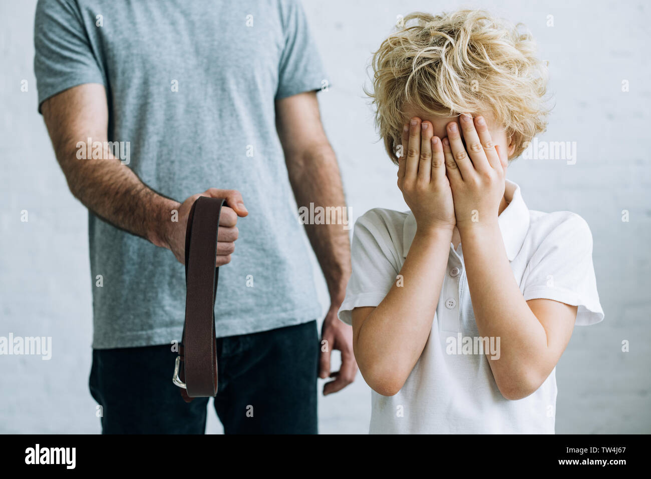 Crying dad hi-res stock photography and images - Alamy