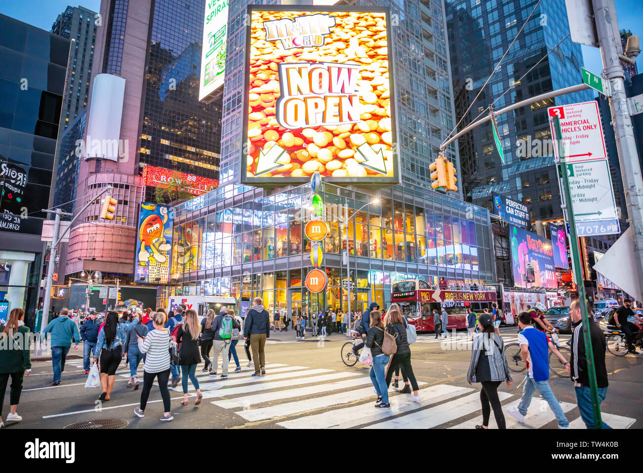 USA, New York, Manhattan. May 3, 2019. Broadway streets at night ...