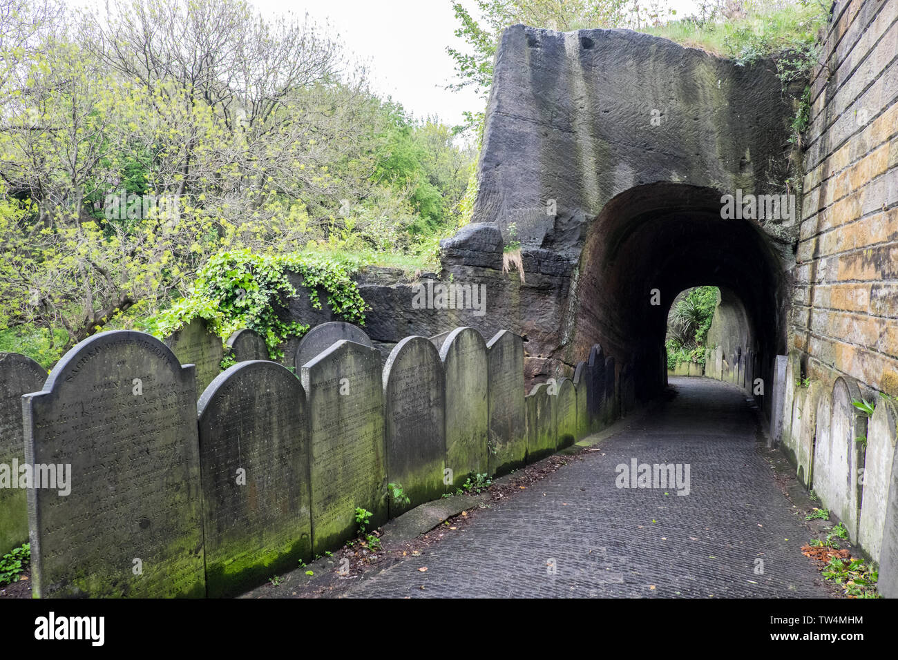 St James Gardens,graveyard,cemetery,gravestones,Anglican Cathedral ...