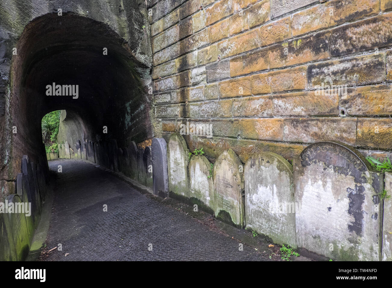 St James Gardens,graveyard,cemetery,gravestones,Anglican Cathedral ...