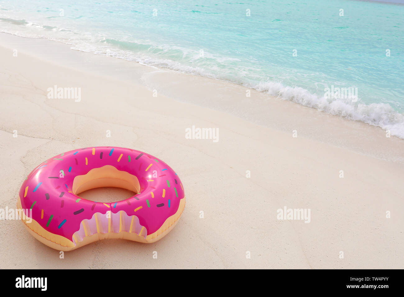 Inflatable donut inflatable donuts hi-res stock photography and images ...