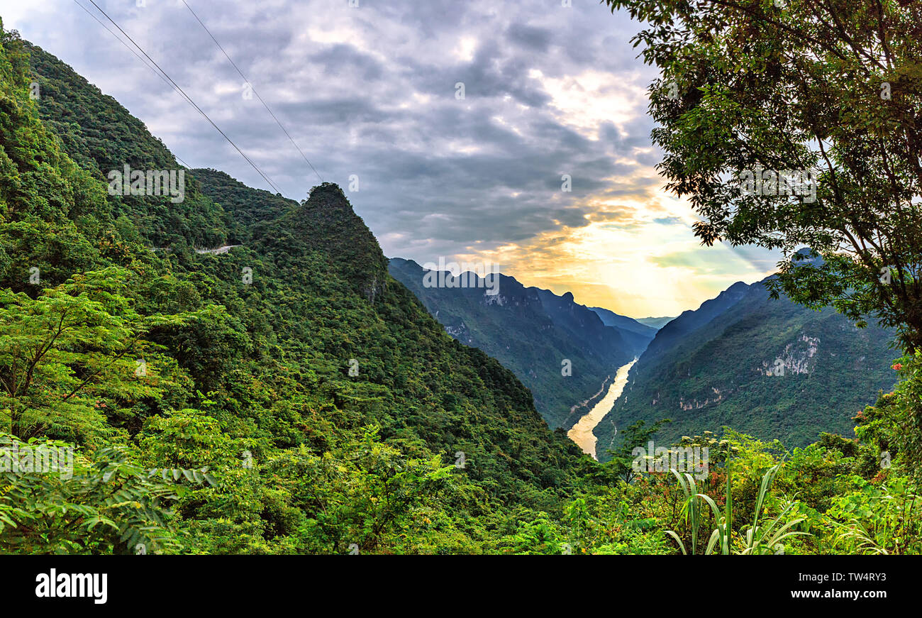 Hongshui river hi-res stock photography and images - Alamy