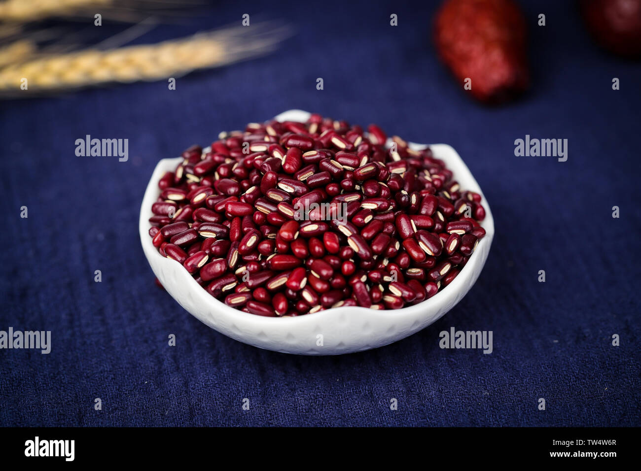 Long grains of red beans hi-res stock photography and images - Alamy