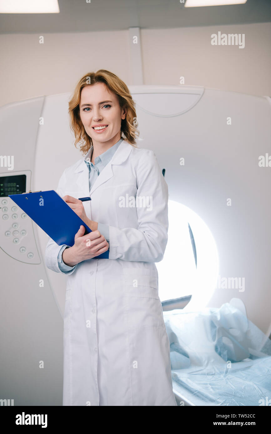 Emotional resonance hi-res stock photography and images - Alamy