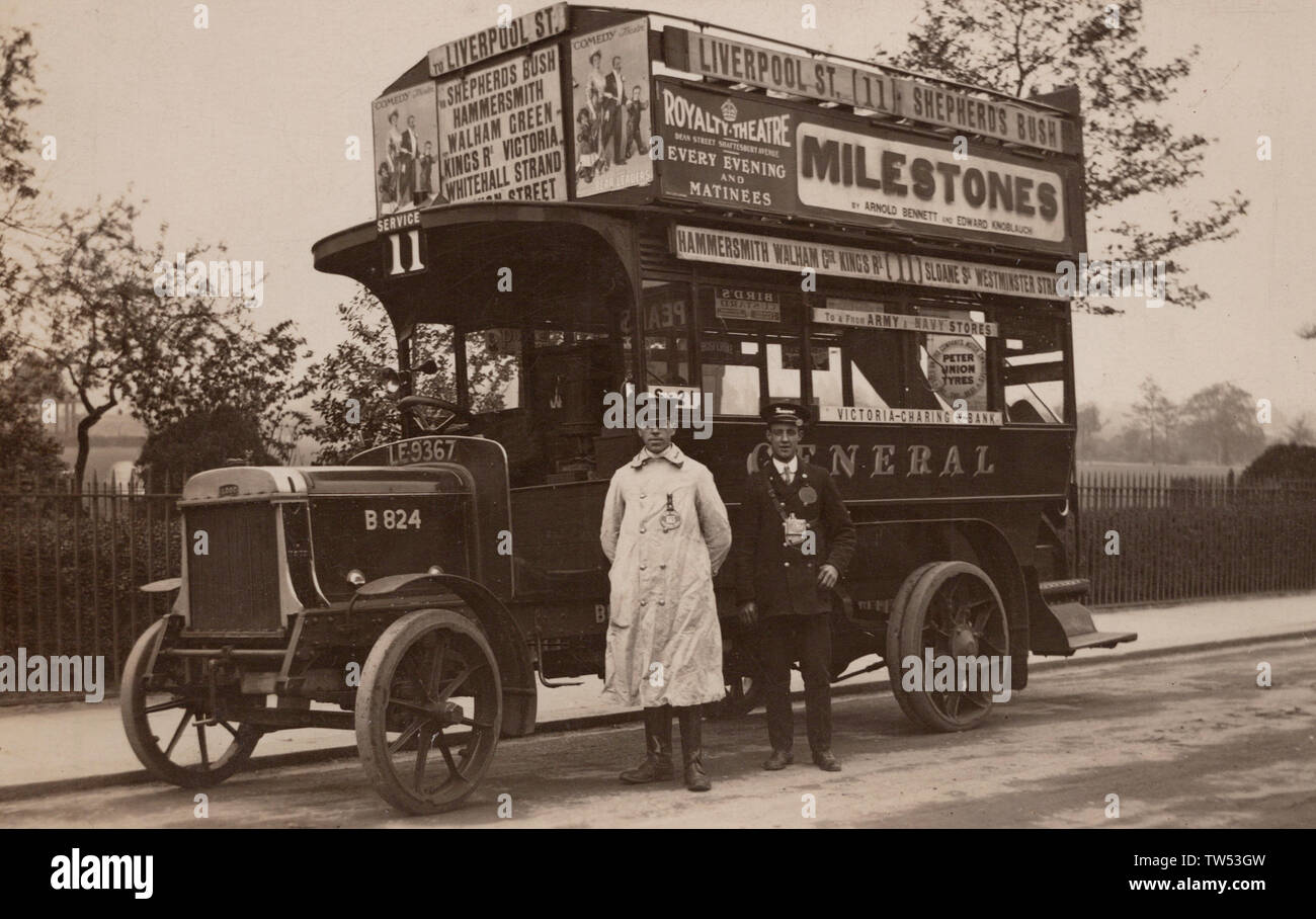 Vintage london bus black and white hi-res stock photography and images ...