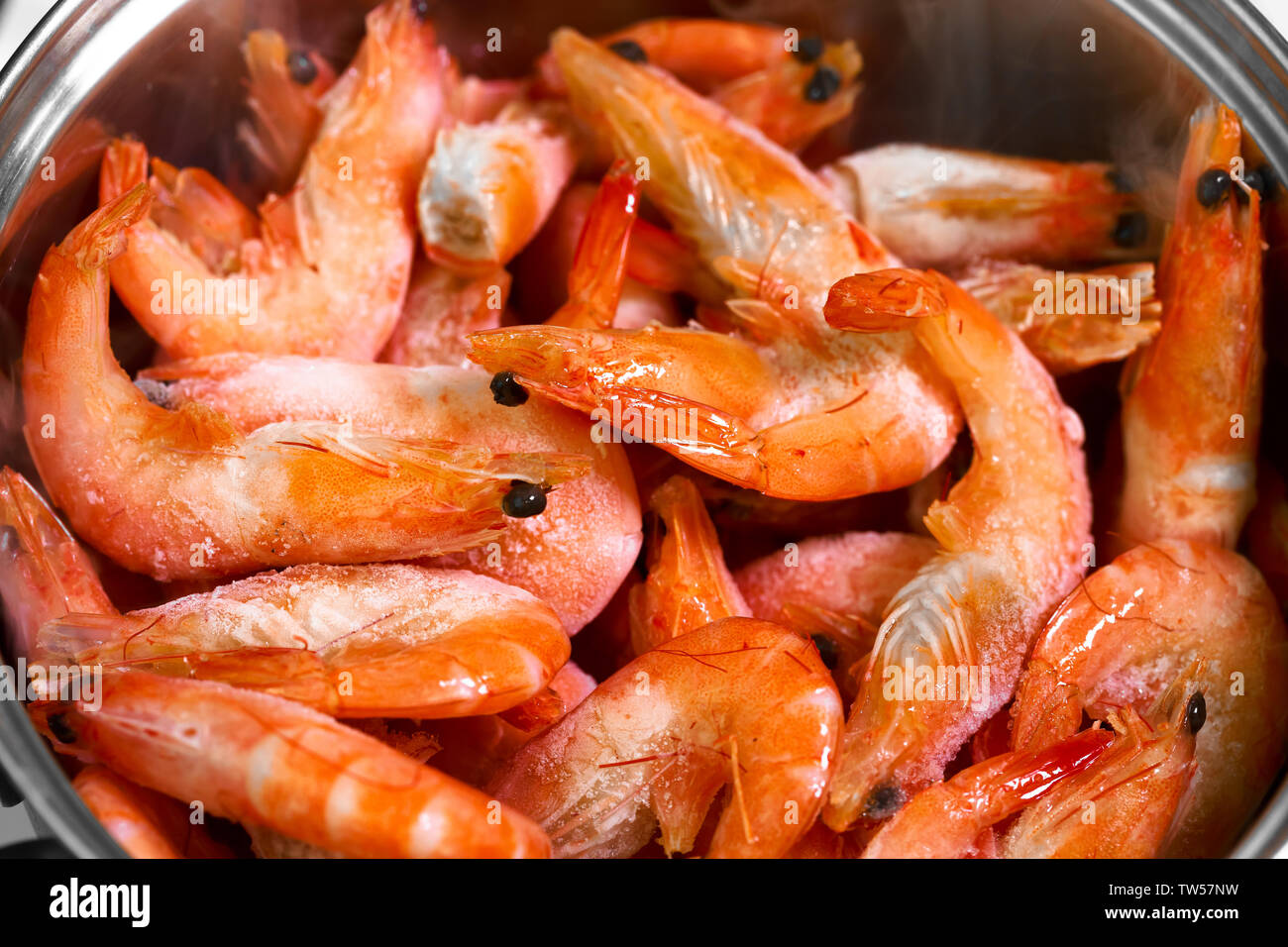 Many shrimp hi-res stock photography and images - Alamy