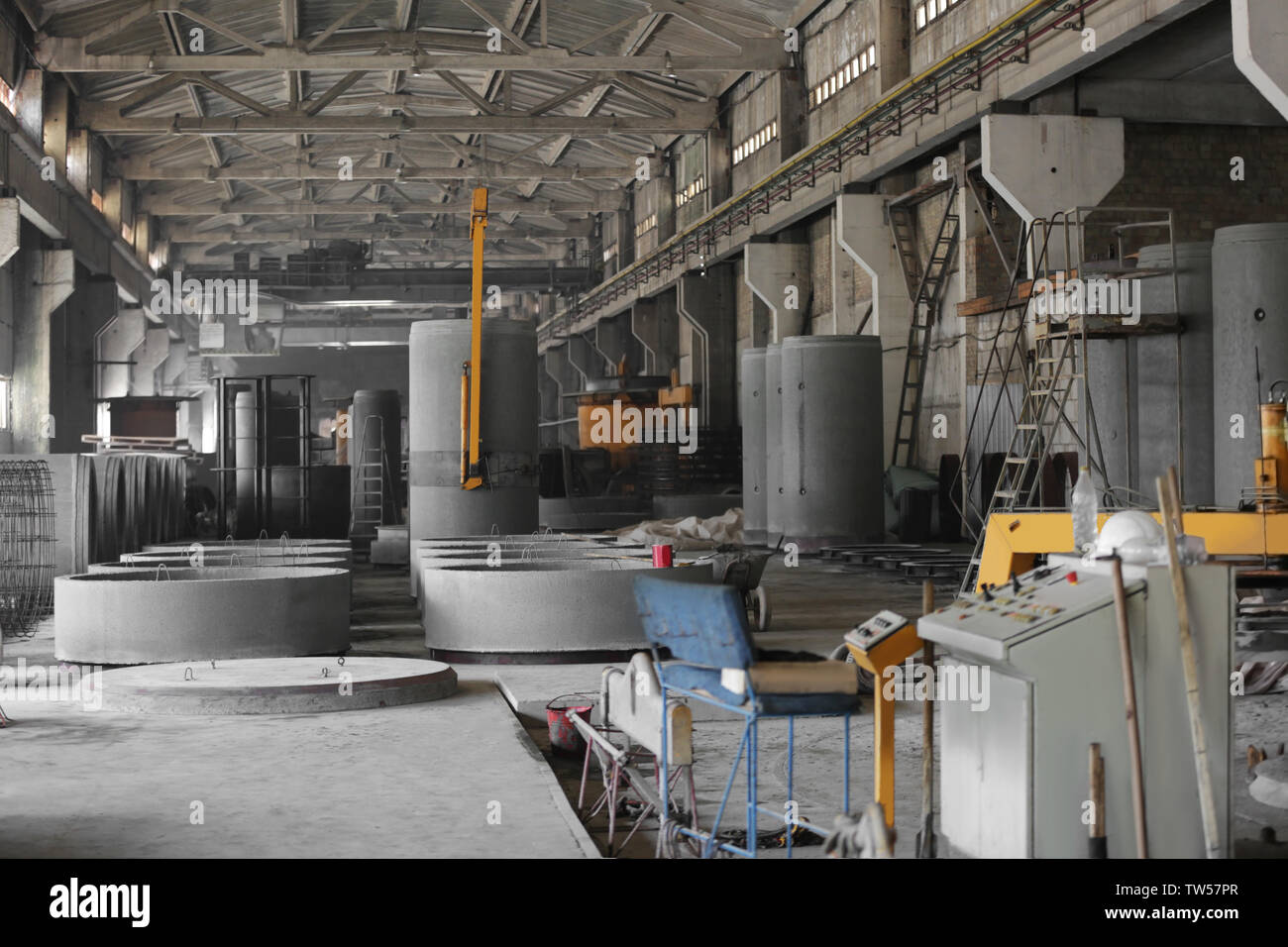 Concrete batching plant hi-res stock photography and images - Alamy