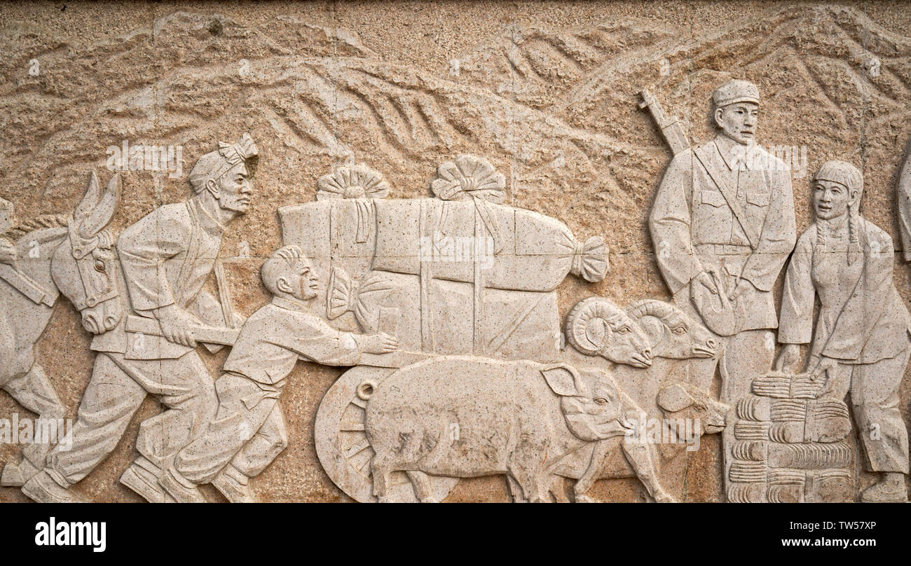 A statue of the character of Yan'an Stock Photo - Alamy