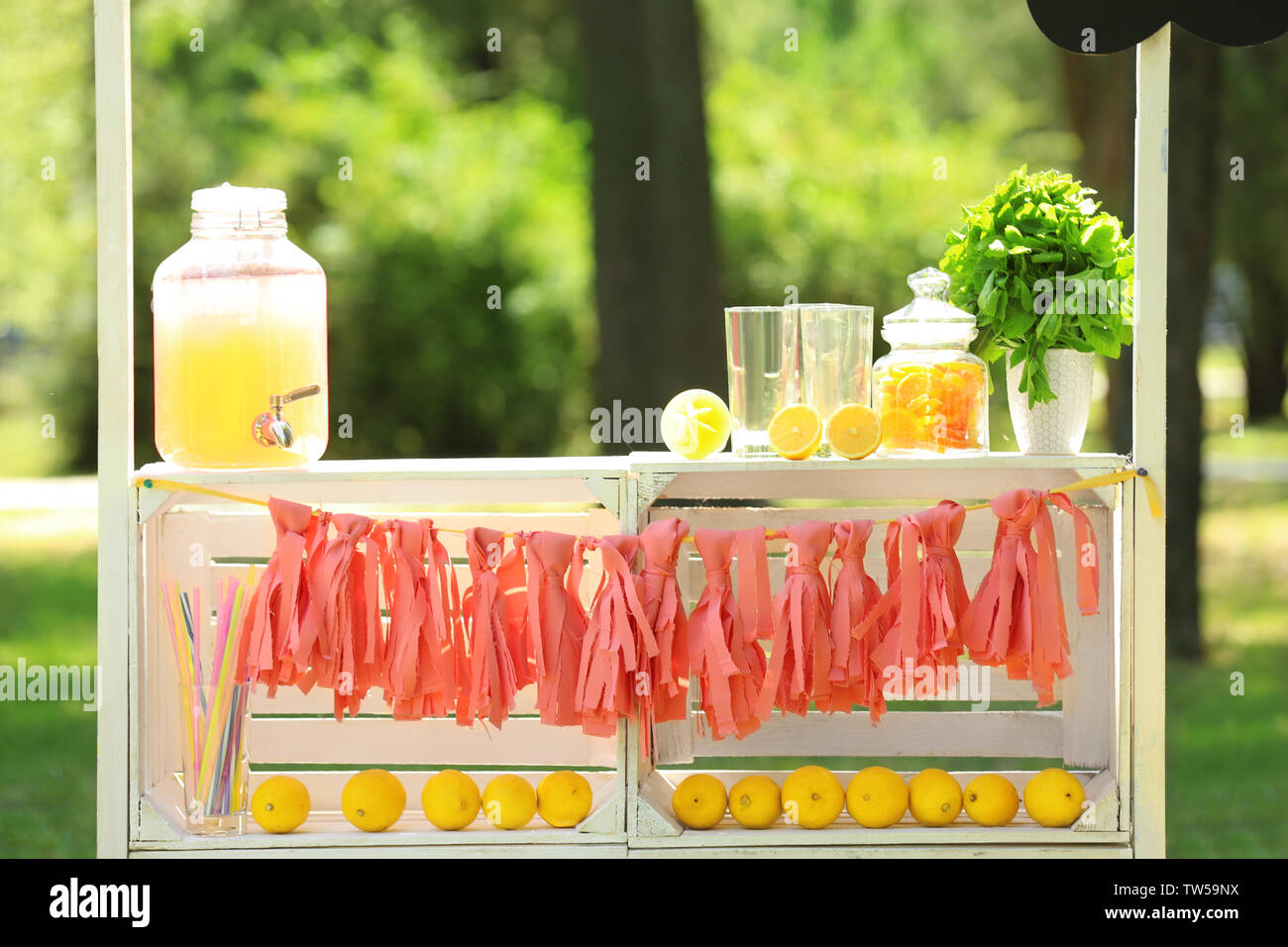 Wooden lemonade stand in park Stock Photo - Alamy Wooden lemonade stand in park Stock Photo - Alamy