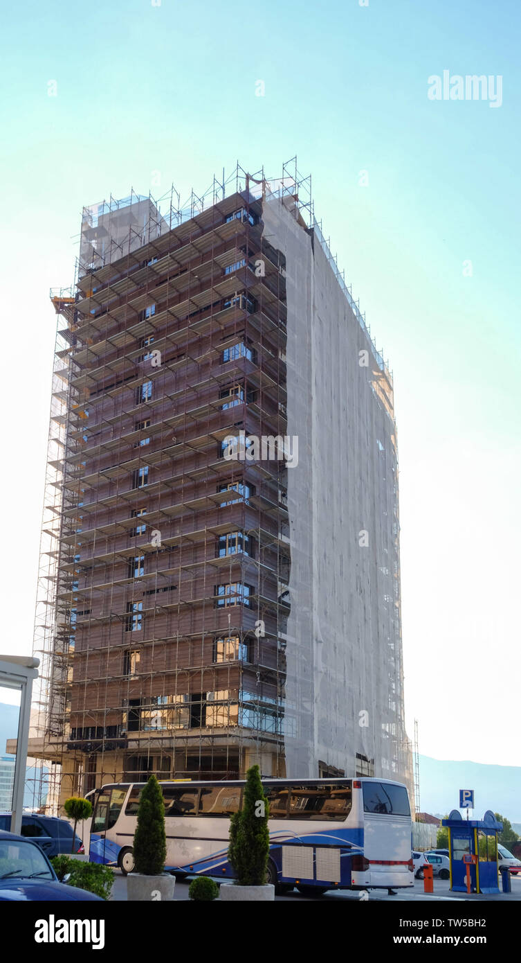 Exterior building reconstruction tall hi-res stock photography and ...