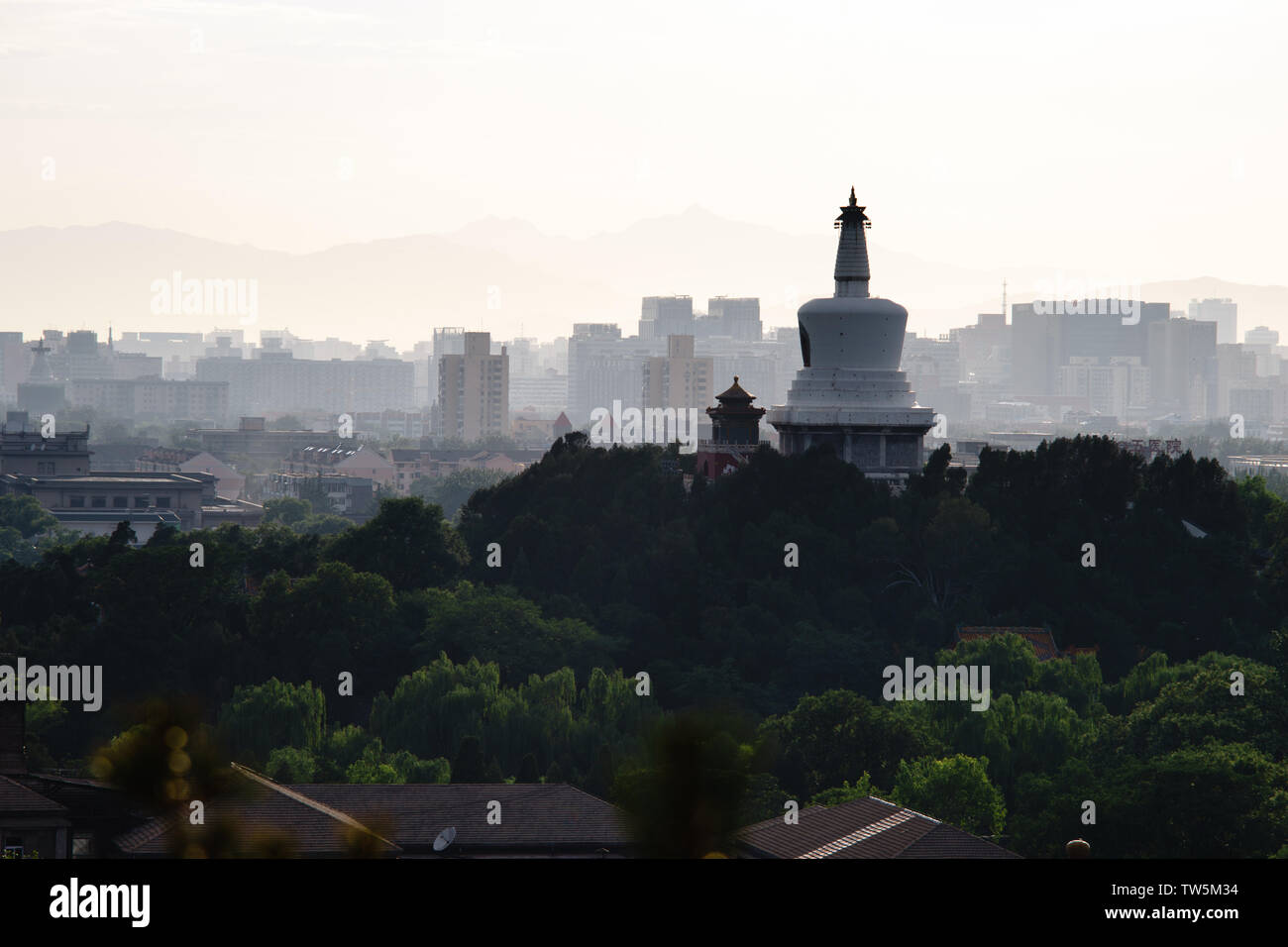 Beijing Jingshan North Sea sunset Stock Photo - Alamy