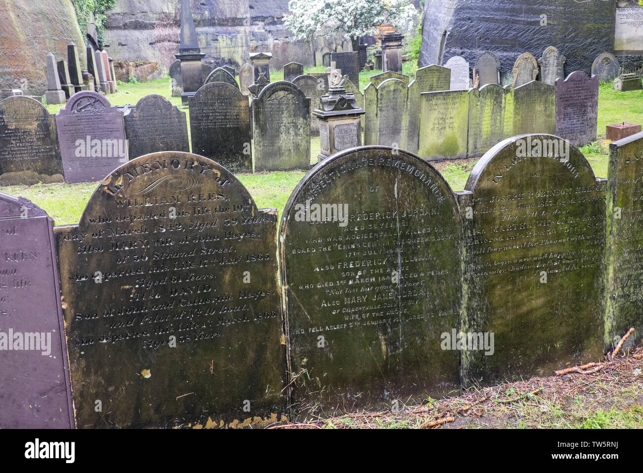 St James Gardens,graveyard,cemetery,gravestones,Anglican Cathedral ...