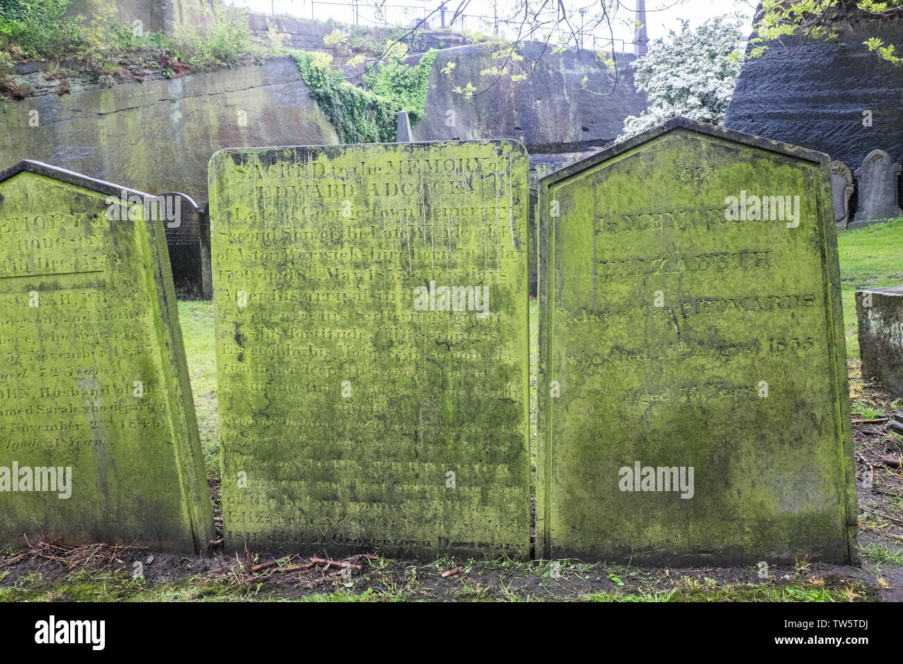 St James Gardens,graveyard,cemetery,gravestones,Anglican Cathedral ...