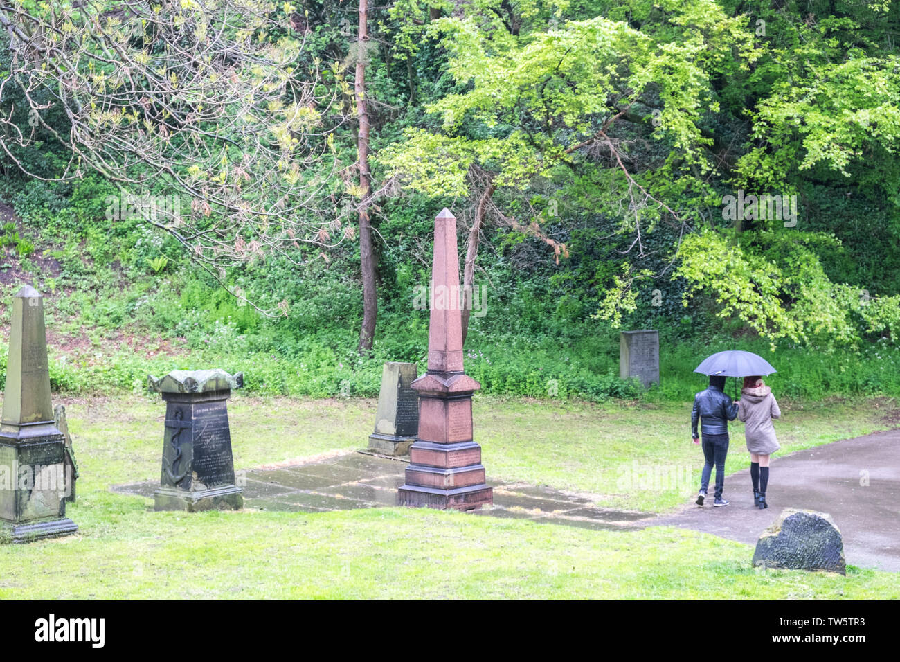 St James Gardens,graveyard,cemetery,gravestones,Anglican Cathedral ...