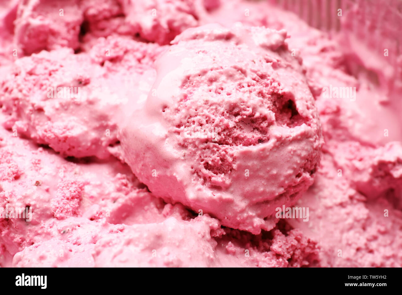 Closeup of delicious strawberry ice-cream Stock Photo - Alamy