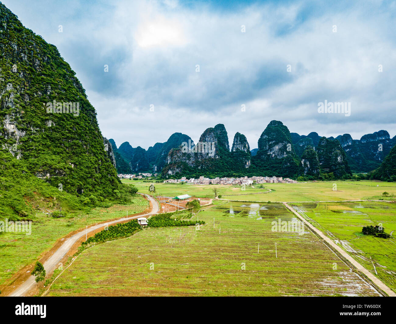 Ten li gallery hi-res stock photography and images - Alamy