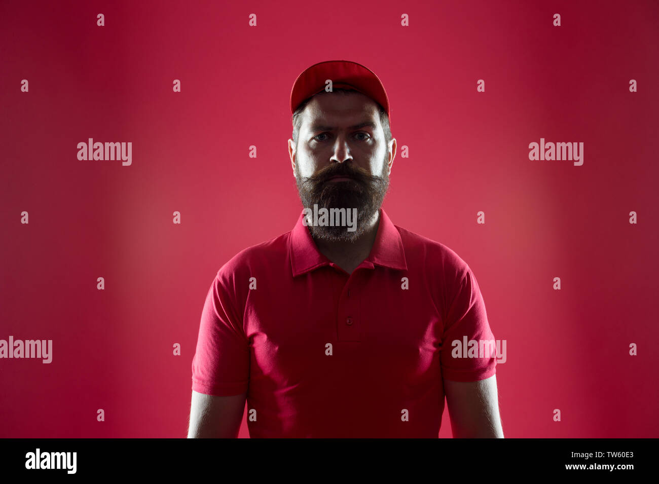 Free cashier. Restaurant cafe staff wanted. First job. Man bearded ...