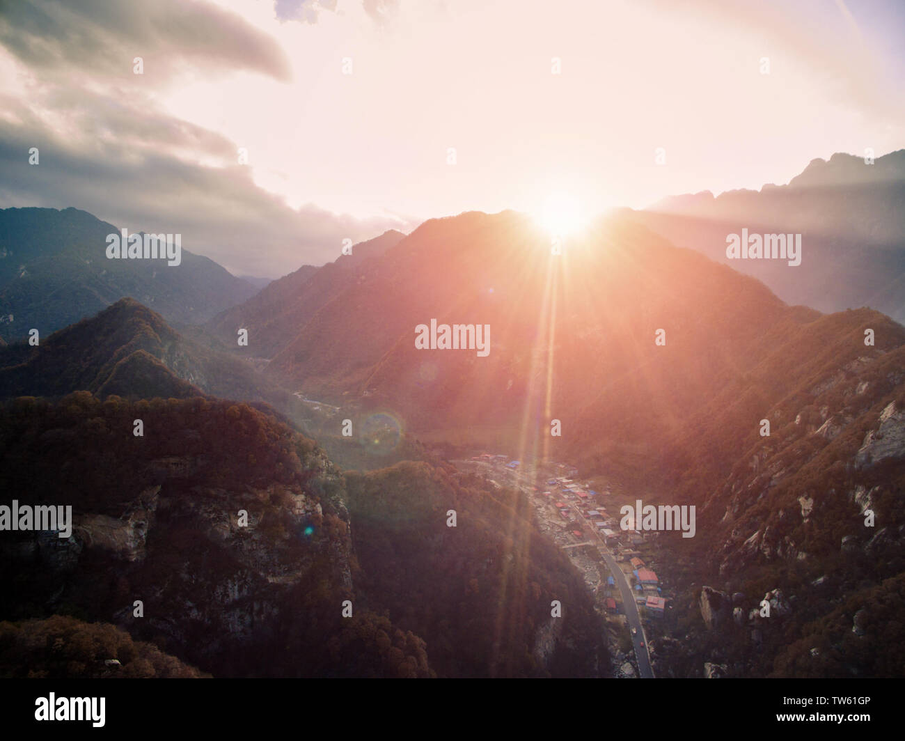 Valley in the qinling mountains hi-res stock photography and images - Alamy