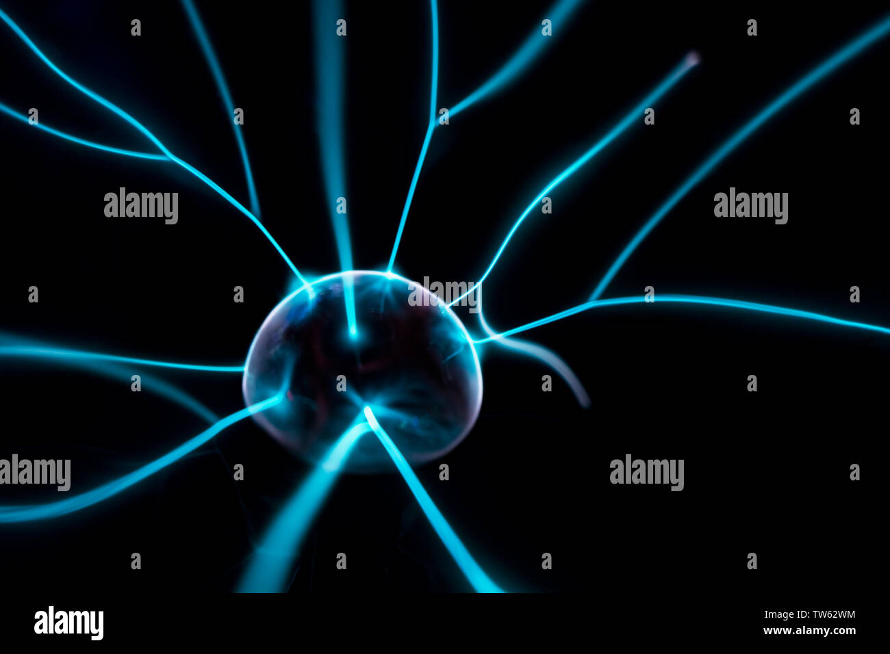 Static electricity hi-res stock photography and images - Alamy