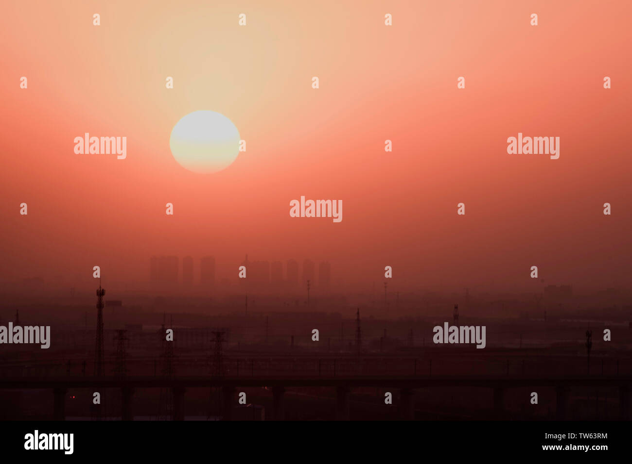 Sunset pollution haze Stock Photo - Alamy