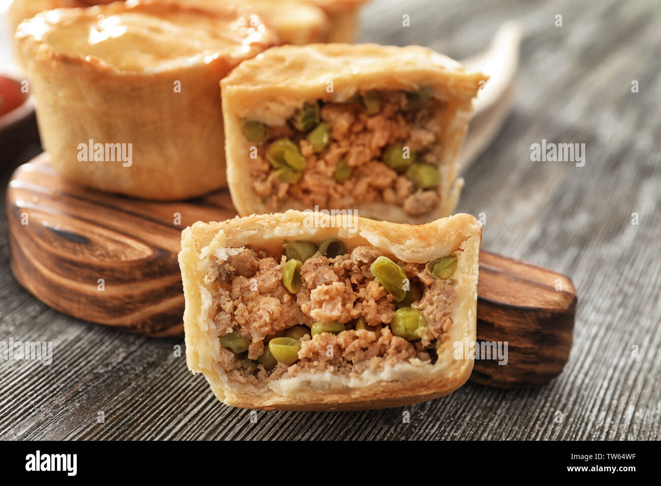 Pea pies hi-res stock photography and images - Alamy