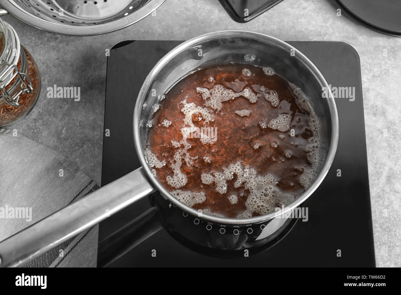 Boiling rice hi-res stock photography and images - Alamy