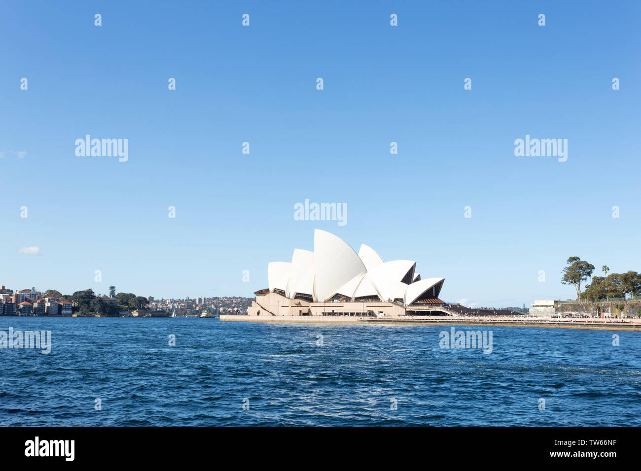 Sydney opera house and sea Stock Photo - Alamy
