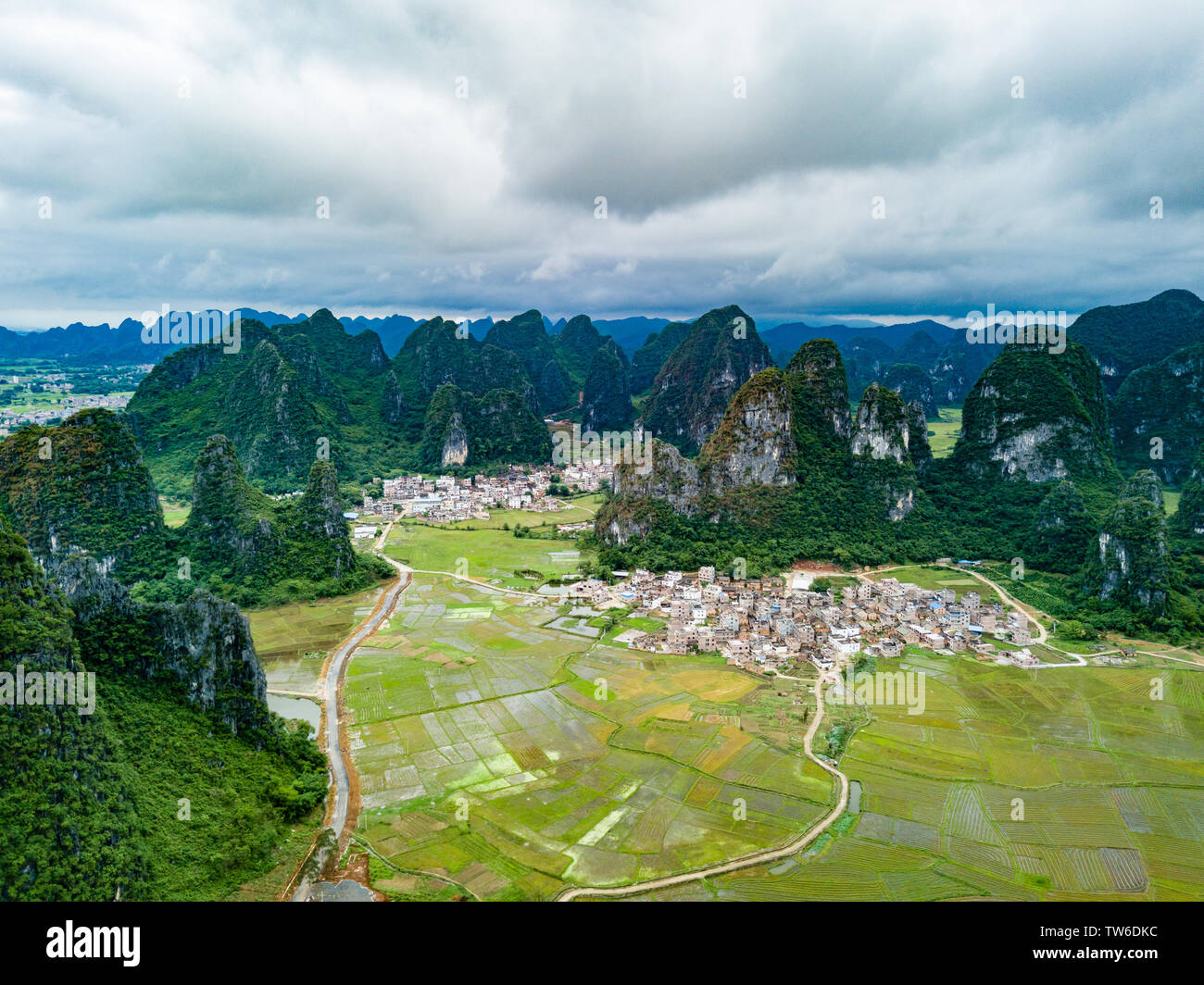 Ten li gallery hi-res stock photography and images - Alamy