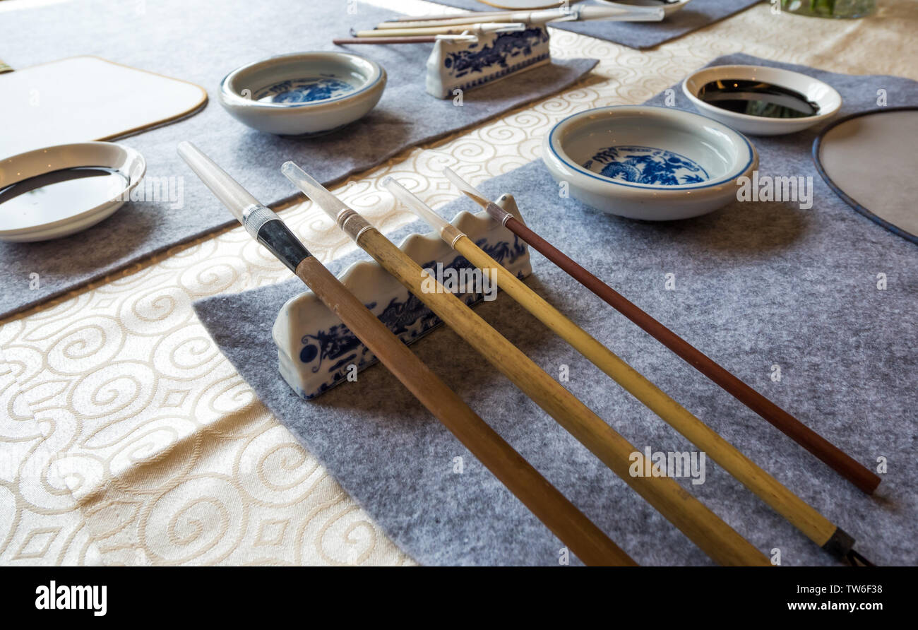 Calligraphy tools hi-res stock photography and images - Alamy