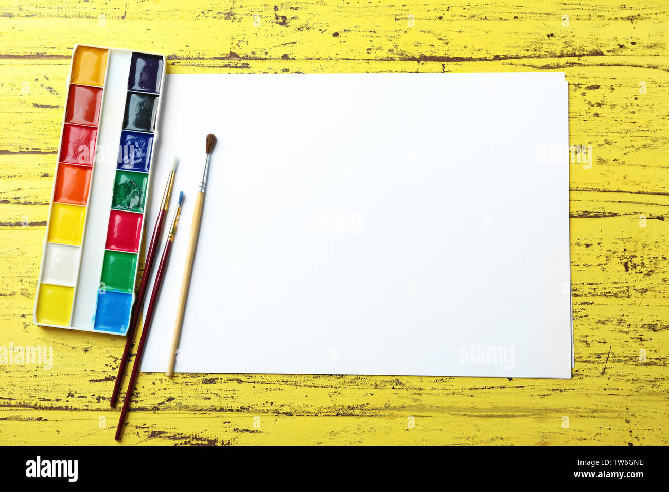 Watercolors Blank Sheet Paper Hi-res Stock Photography And Images - Alamy