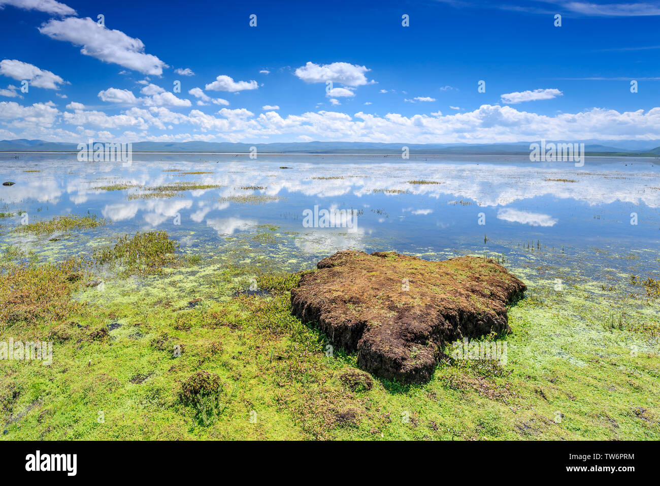 Gahai lake hi-res stock photography and images - Alamy